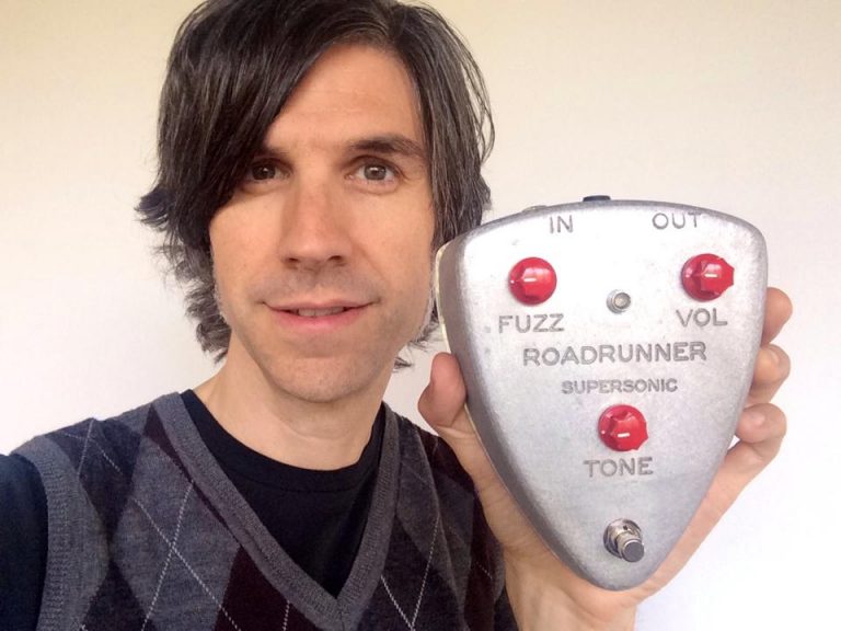 Jon Button - Roadrunner Guitars